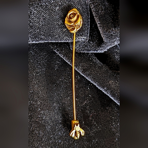 Vintage | Jewelry | Vintage Hatstick Pin With A Rose And Honeybee Gold ...
